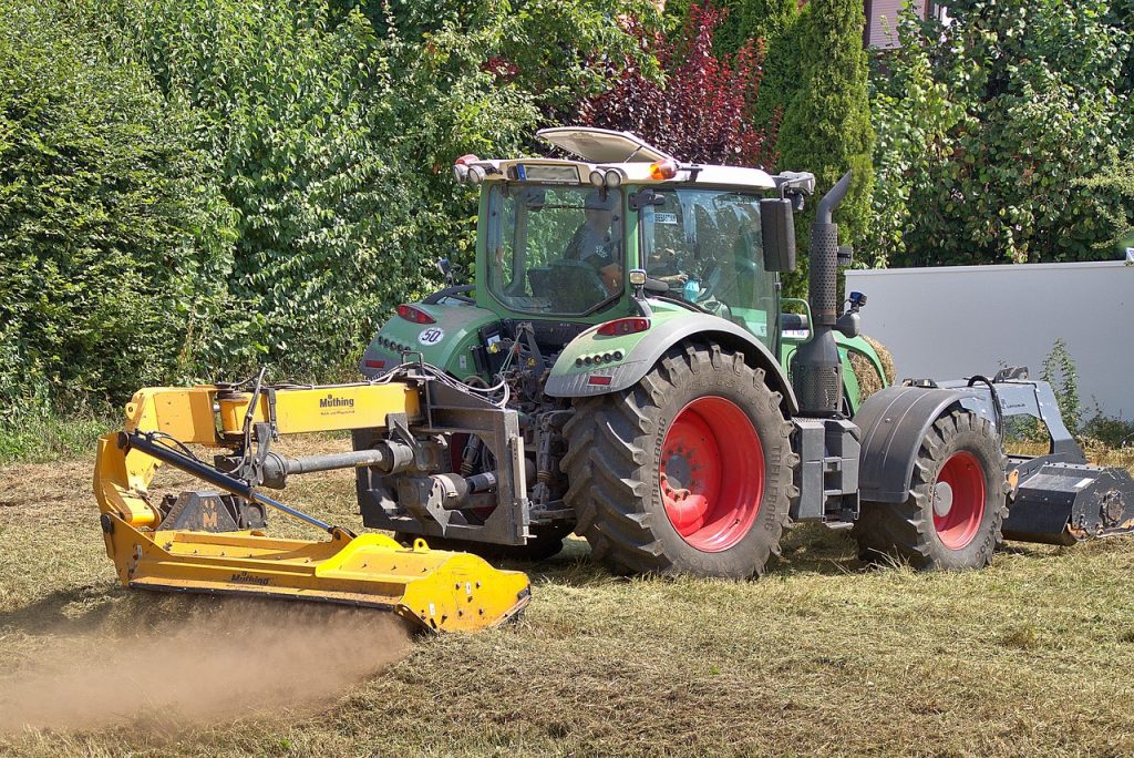 Offset Mowers For Compact Tractors - FarmTilling