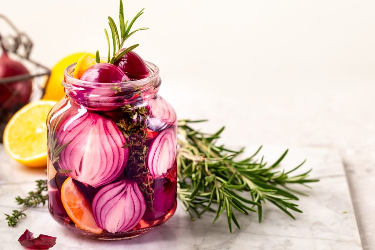 10 Best Vinegar For Pickling Red Onions - FarmTilling